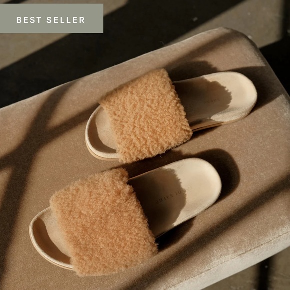 Jenni Kayne | Shoes | Nwt Jenni Kayne Shearling Slide Sandals Natural ...